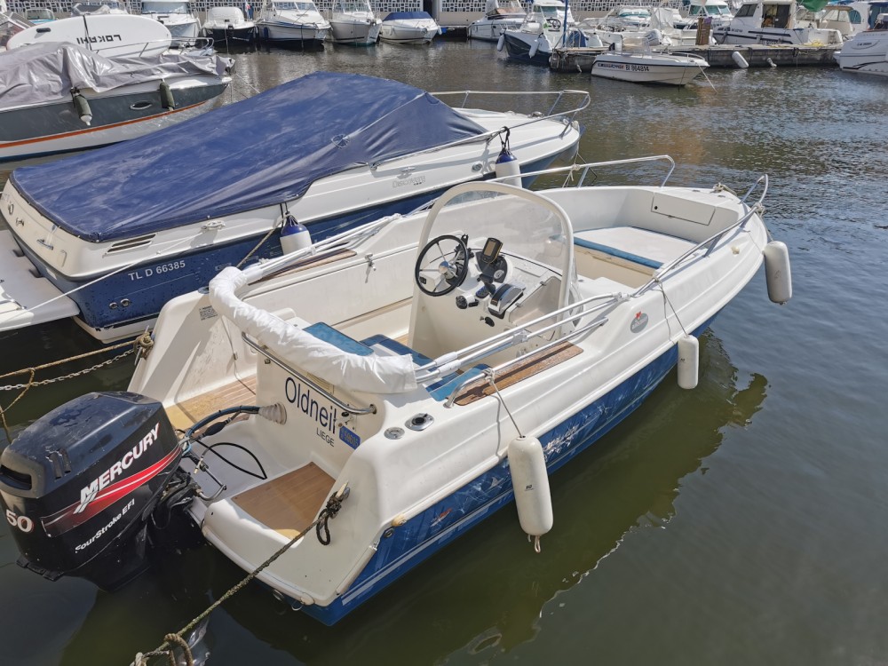 Motor Boat Quicksilver 500 Commander for rent in Mandelieu-la-Napoule ...